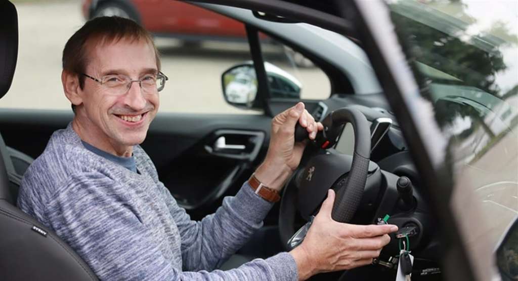 Steering adaptations explained | Motability Scheme